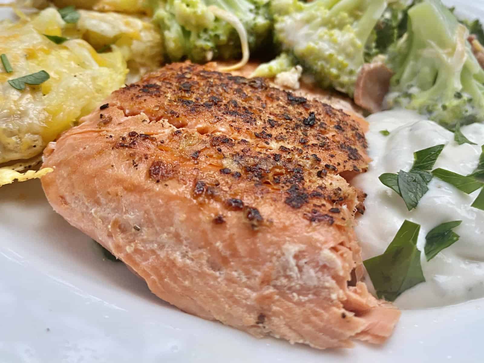 Pan-Seared Salmon With Aioli - The Cardiac Cuisine